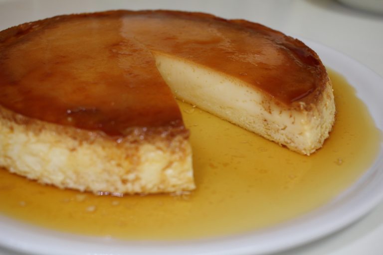 Rozata - entremets - spécialité de Croatie - mesdelices.fr